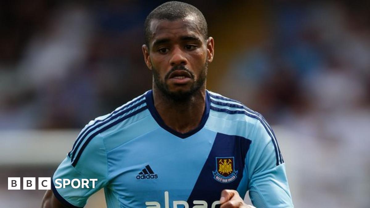 Ricardo Vaz Te: Charlton Athletic sign ex-West Ham striker - BBC Sport
