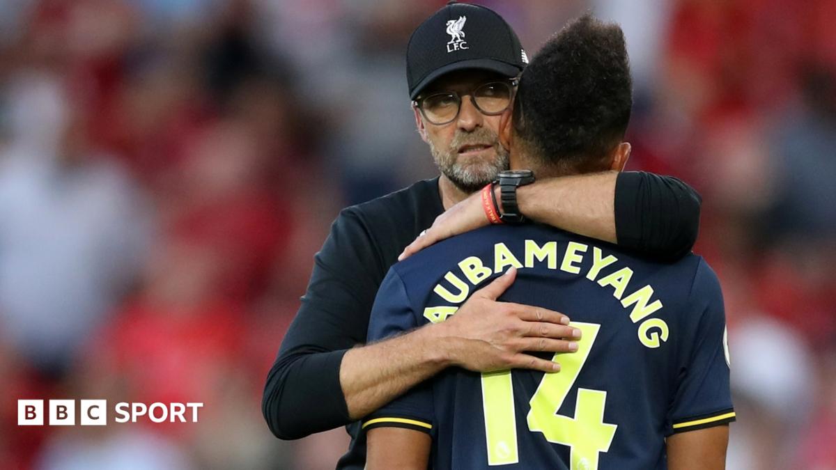 Pierre-Emerick Aubameyang named Premier League player of month - BBC Sport