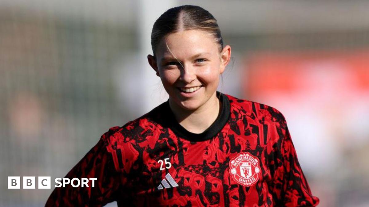 Manchester United defender Evie Rabjohn joins WSL2 Sunderland on loan ...