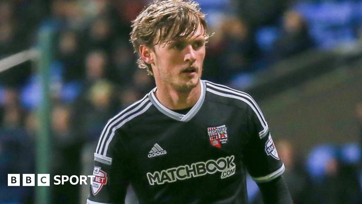 John Swift: Chelsea youngster extends Brentford stay - BBC Sport