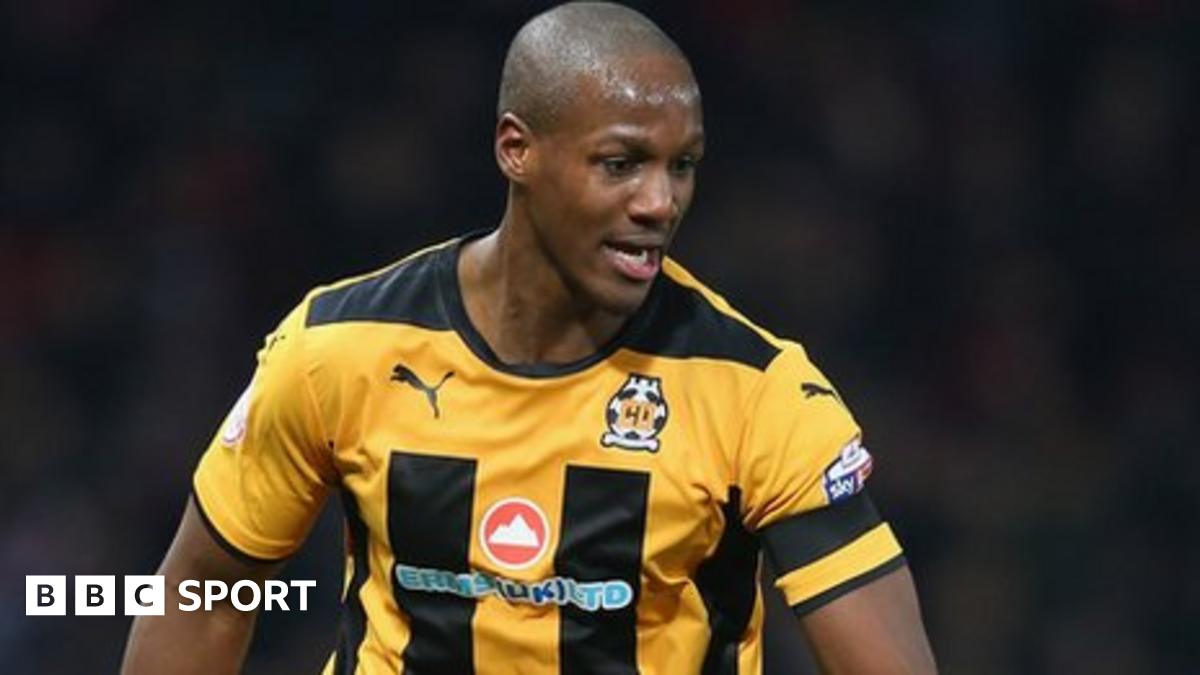 AFC Wimbledon sign Tom Elliott and Karleigh Osborne - BBC Sport