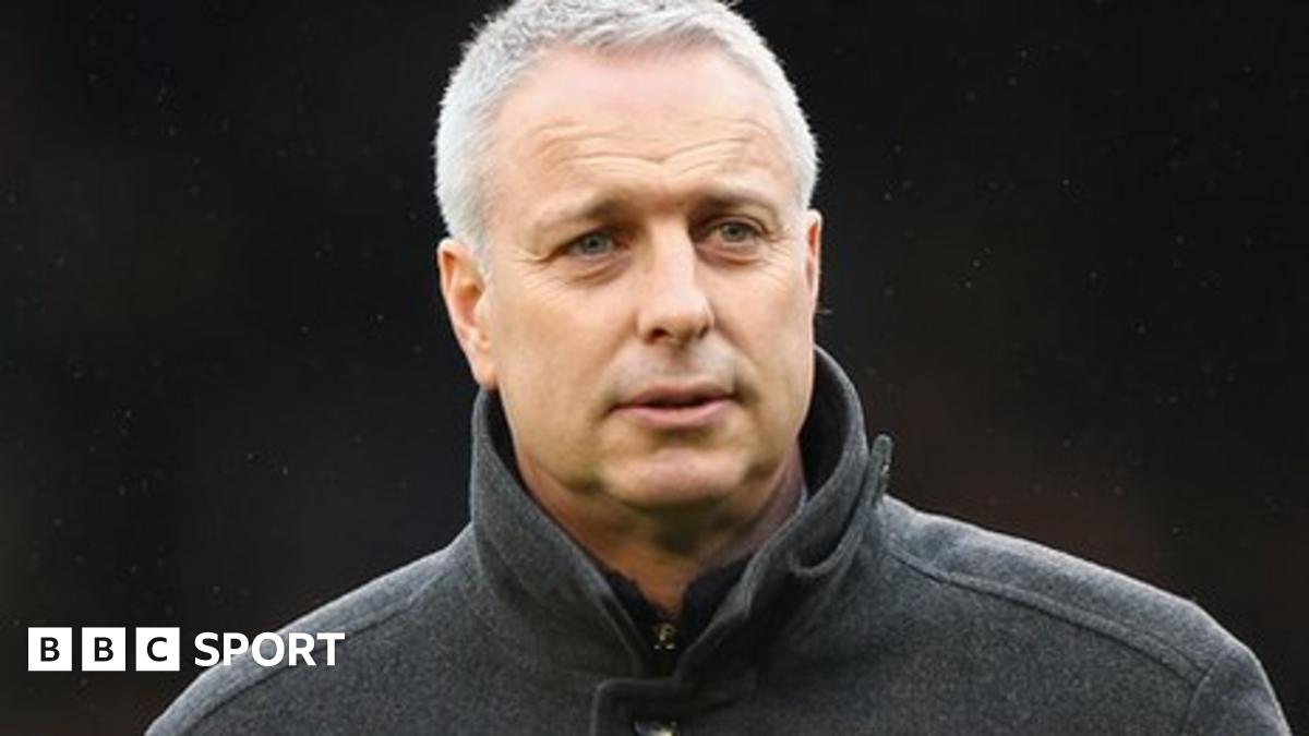 Fulham manager Kit Symons sad to leave Wales assistant role - BBC Sport