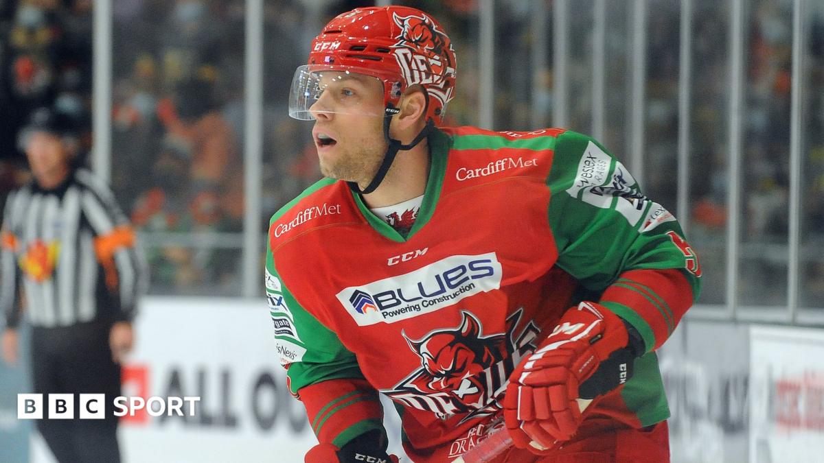 Ben Davies: Welsh forward re-signs for Devils - BBC Sport