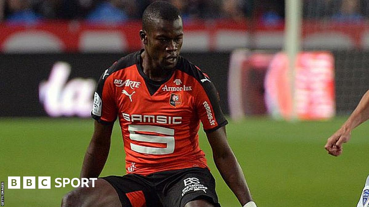 Senegal defender Fallou Diagne joins Werder Bremen - BBC Sport