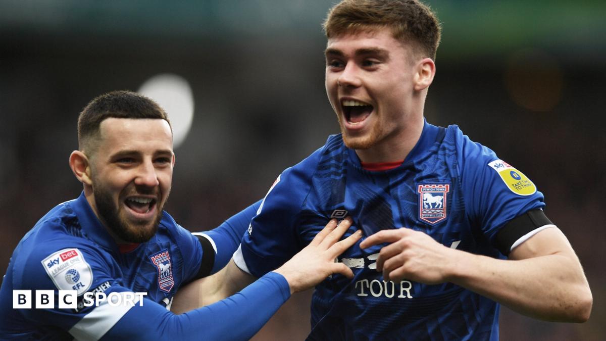 Michael Duff: Barnsley boss says Ipswich Town are League One's best ...