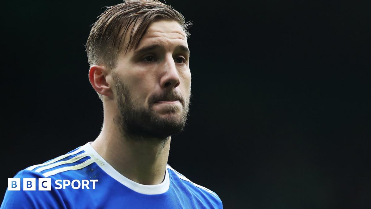 Oldham Athletic: Goalkeeper Gary Woods joins on two-year deal - BBC Sport