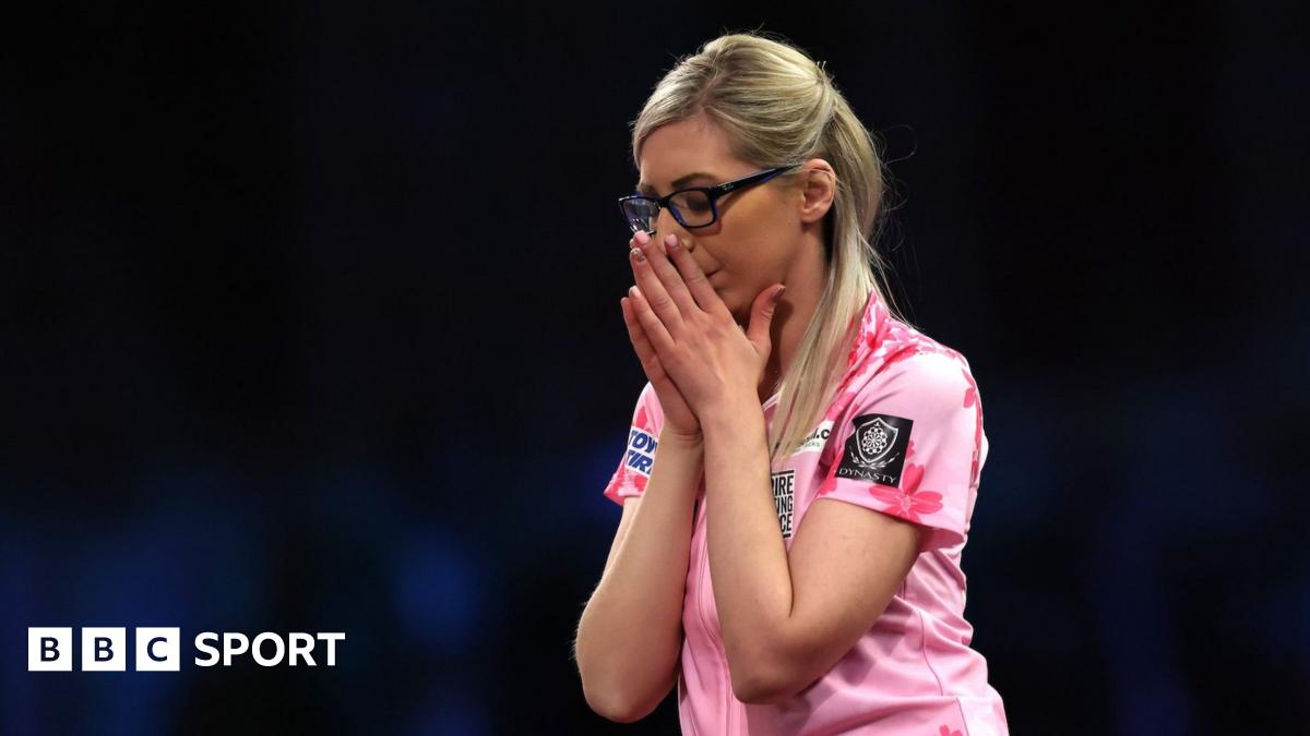 Q School: Fallon Sherrock misses out on PDC Tour card - BBC Sport