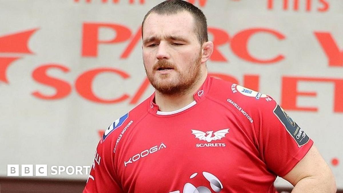 Ken Owens: Wales hooker 'happy' to commit to Scarlets - BBC Sport