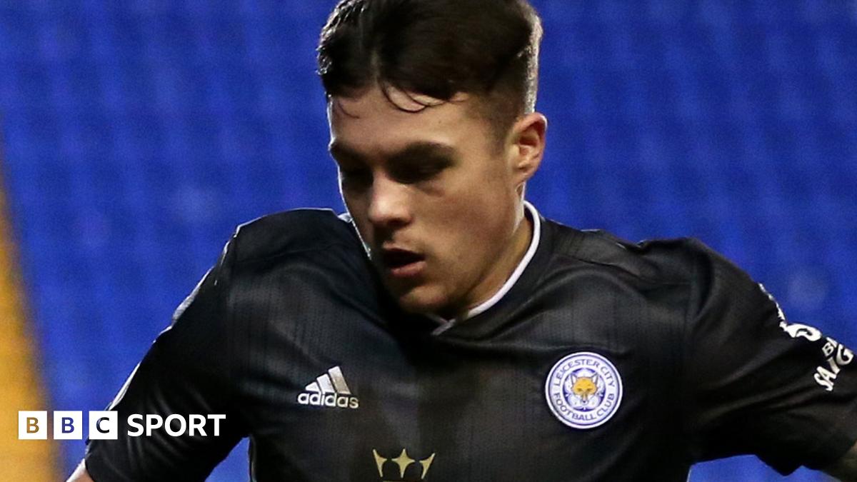 Mitchell Clark: Leicester City loan defender to Port Vale - BBC Sport