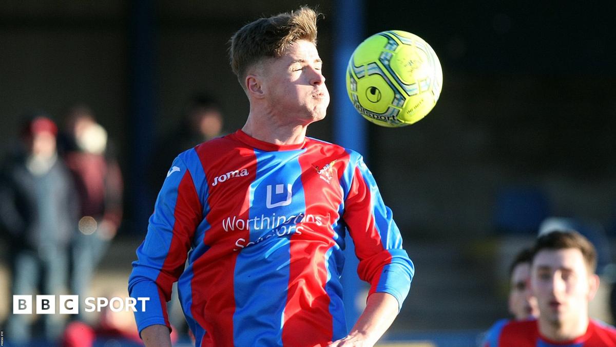 Josh Doherty: Crawley Town defender signs new two-year contract - BBC Sport