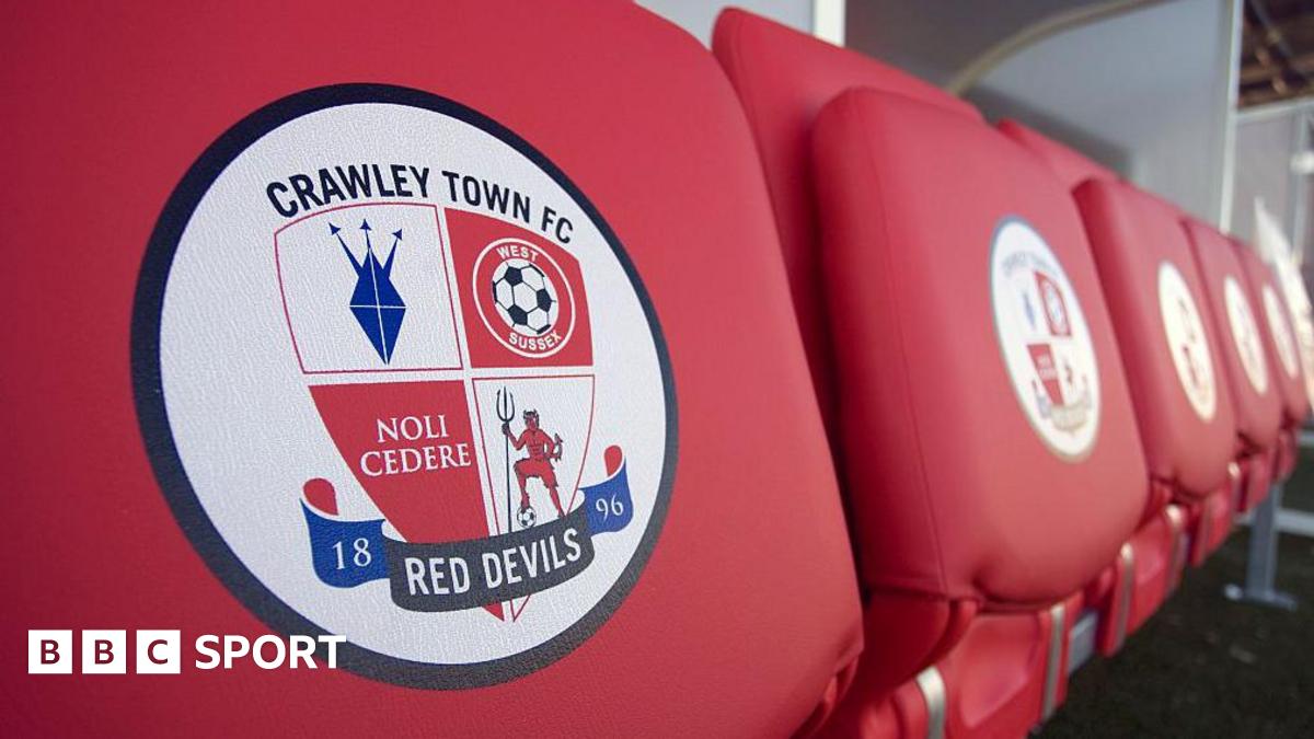 Benjamin Tanimu: Crawley Town sign Nigeria defender from Singida Black ...