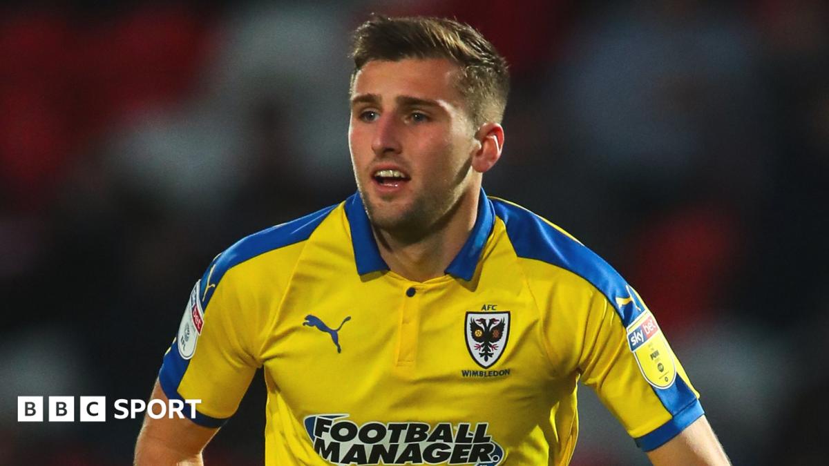 Ben Purrington: Charlton sign Rotherham left-back on loan - BBC Sport