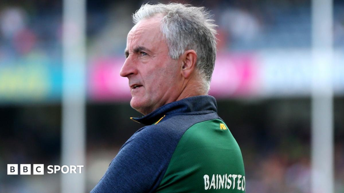 Eamonn Murray: Meath's All-Ireland winning manager steps down - BBC Sport