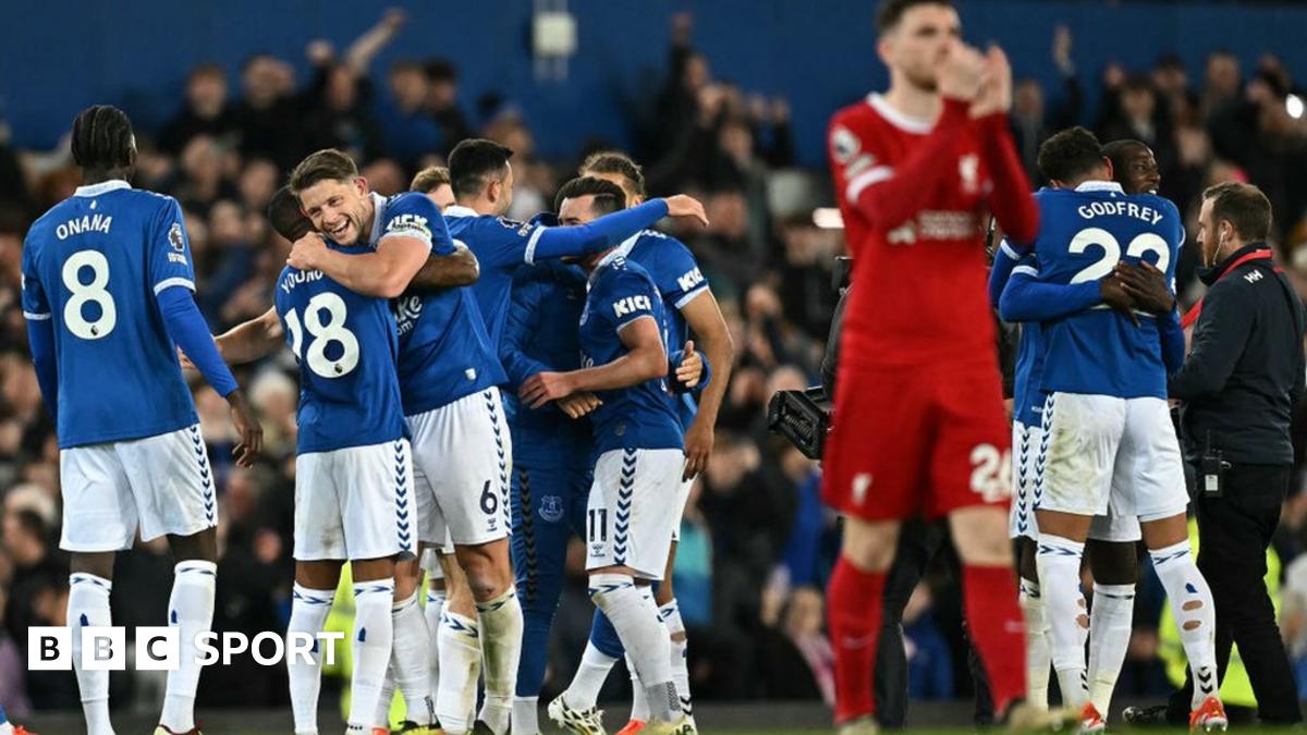 Premier League LIVE: Everton vs Liverpool, Man Utd vs Sheffield United ...