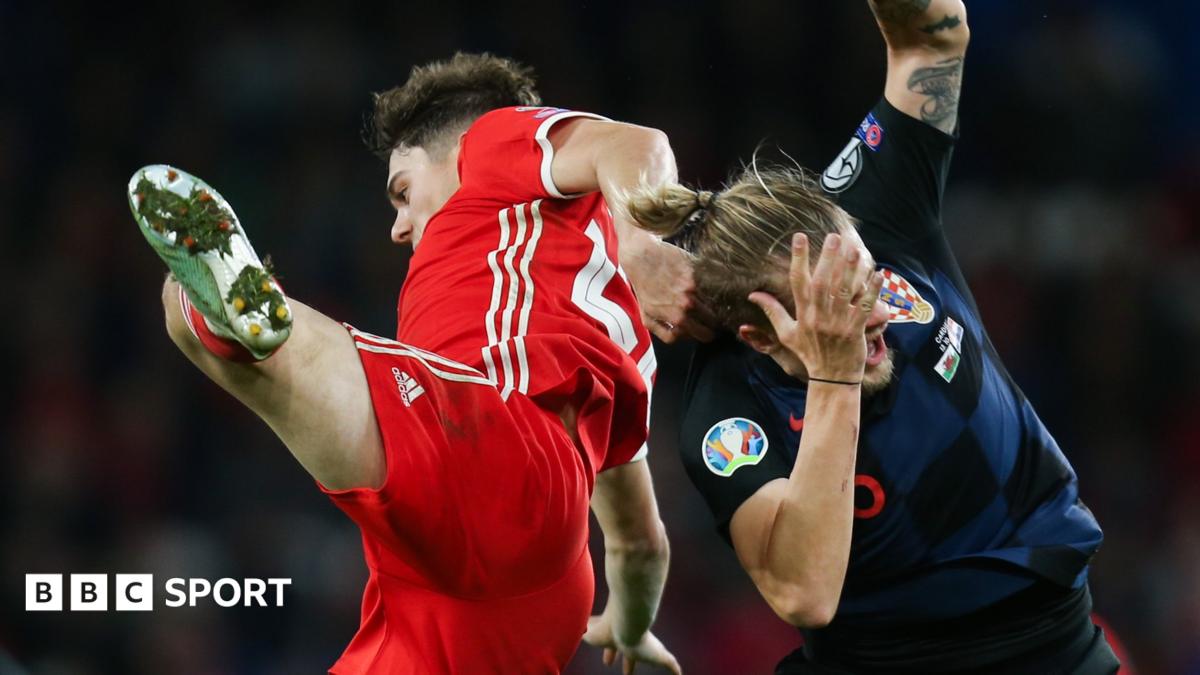 Daniel James: Ryan Giggs says Wales winger was fine to play on against ...
