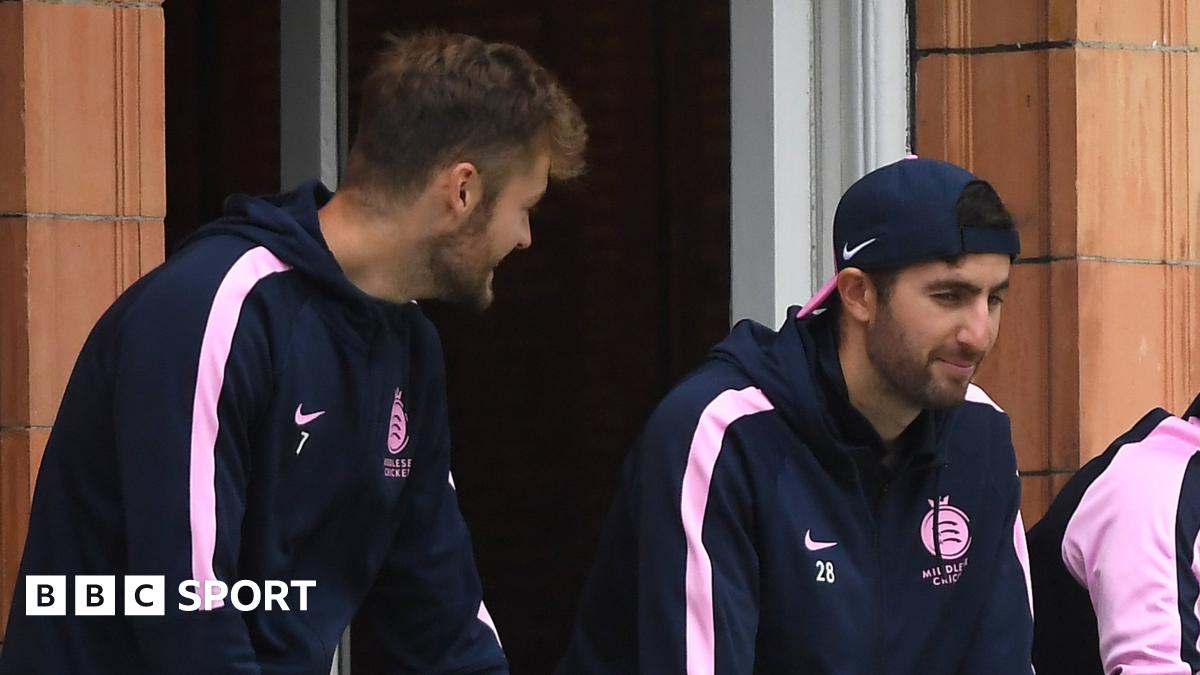 Middlesex: Tom Helm & Stephen Eskinazi extend contracts - BBC Sport