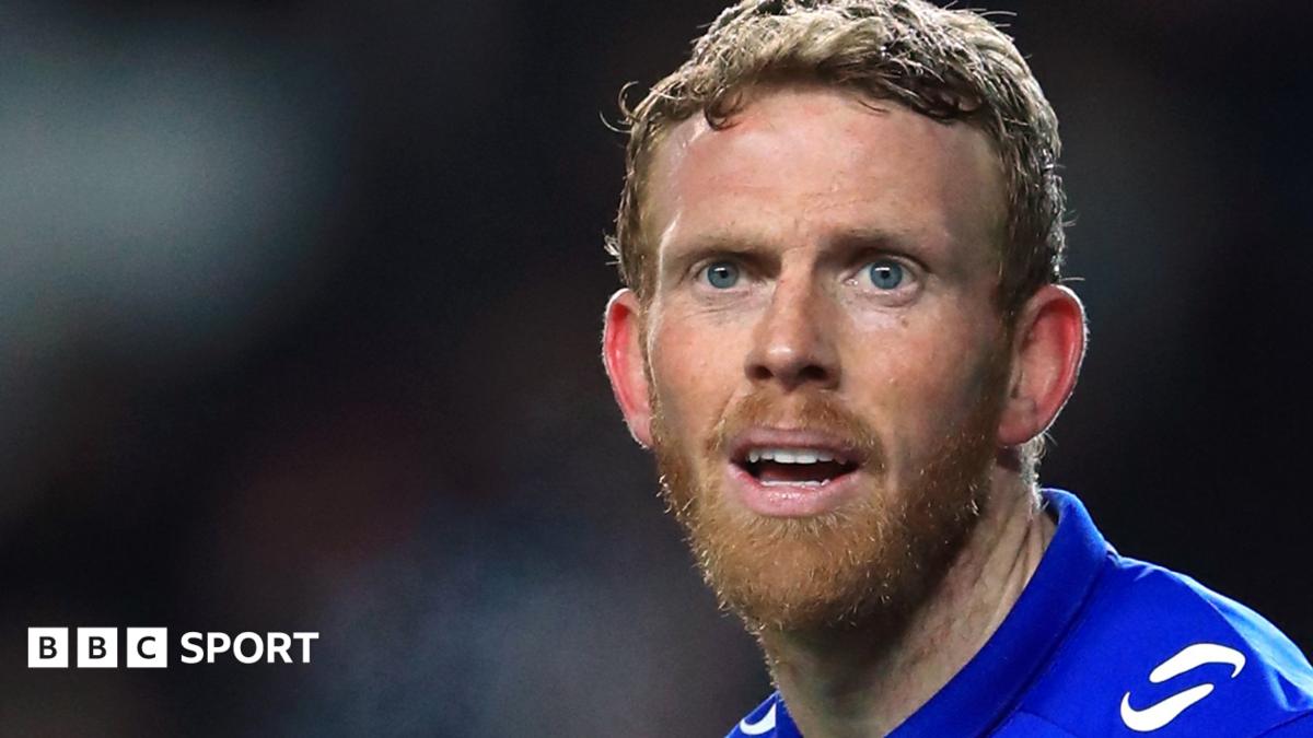 Paul Green: Oldham Athletic midfielder agrees new contract with League ...