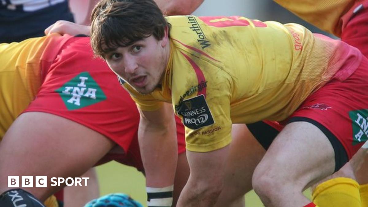 Rhodri Williams: Scarlets scrum-half has 'not burnt Wales bridges ...