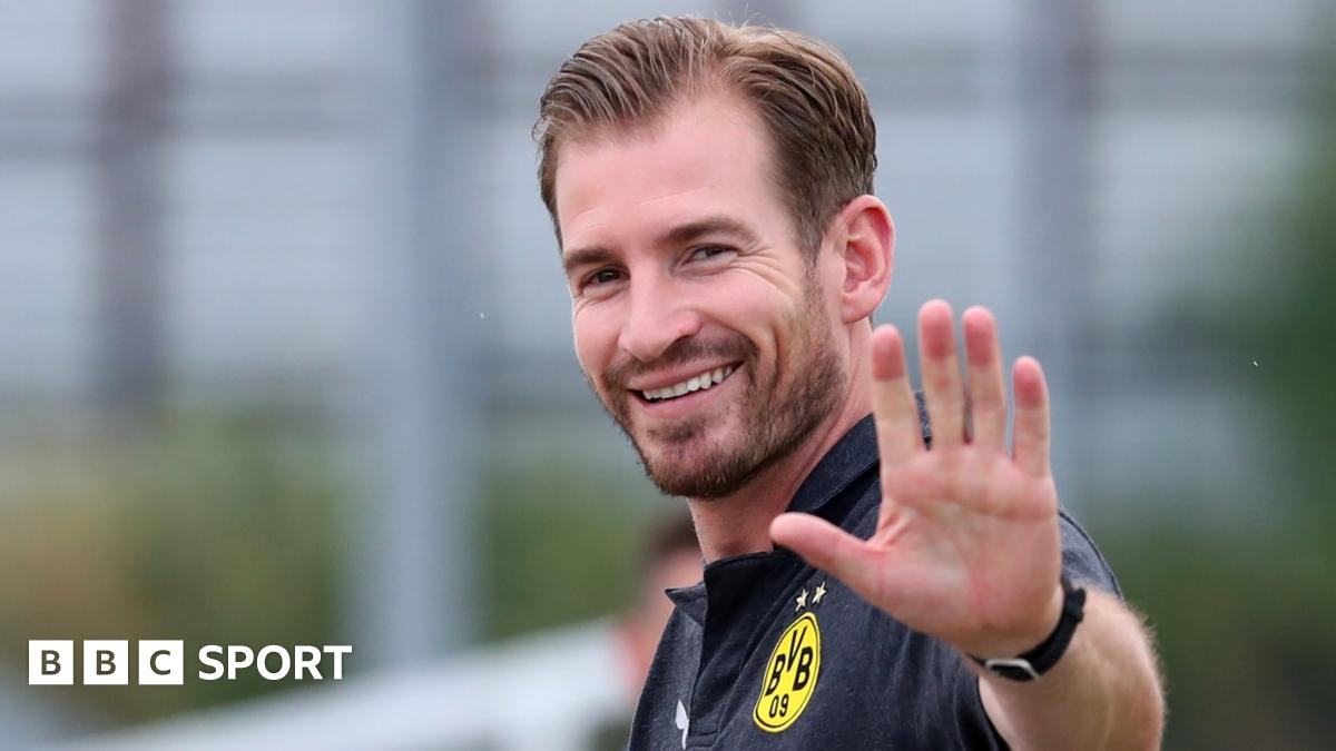 Jan Siewert: Huddersfield approach Borussia Dortmund coach - BBC Sport