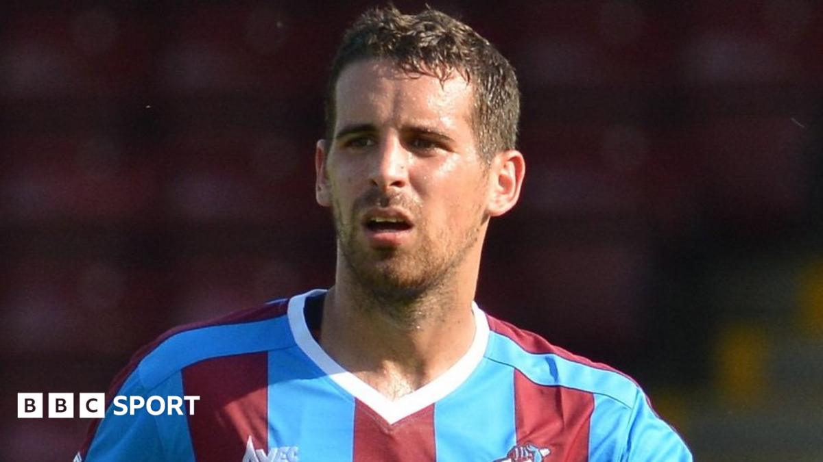 Sean McAllister: Former Scunthorpe United midfielder joins Grimsby Town ...