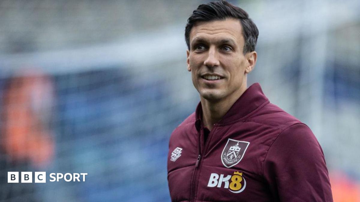 Burnley news: Scott Parker adds Jack Cork to coaching staff - BBC Sport