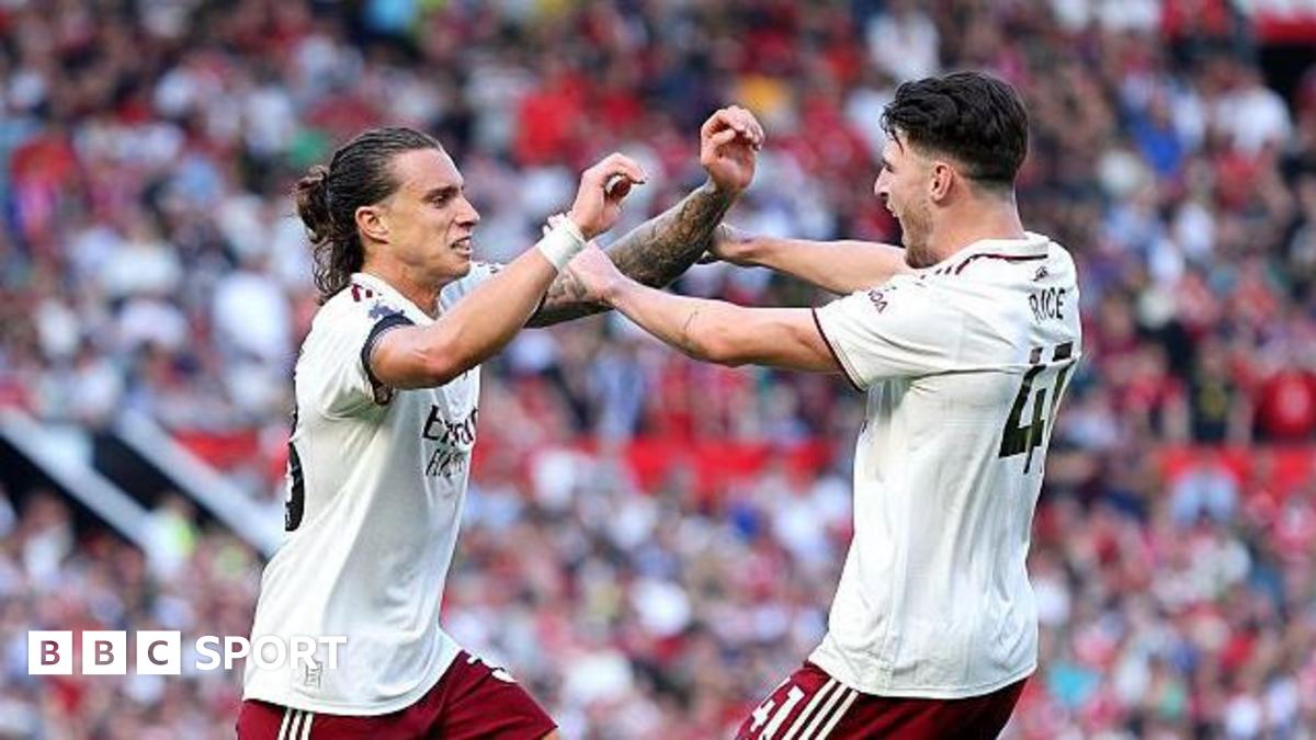 Man Utd 0-1 Arsenal: Gunners hold on to beat hosts after Bayindir error ...