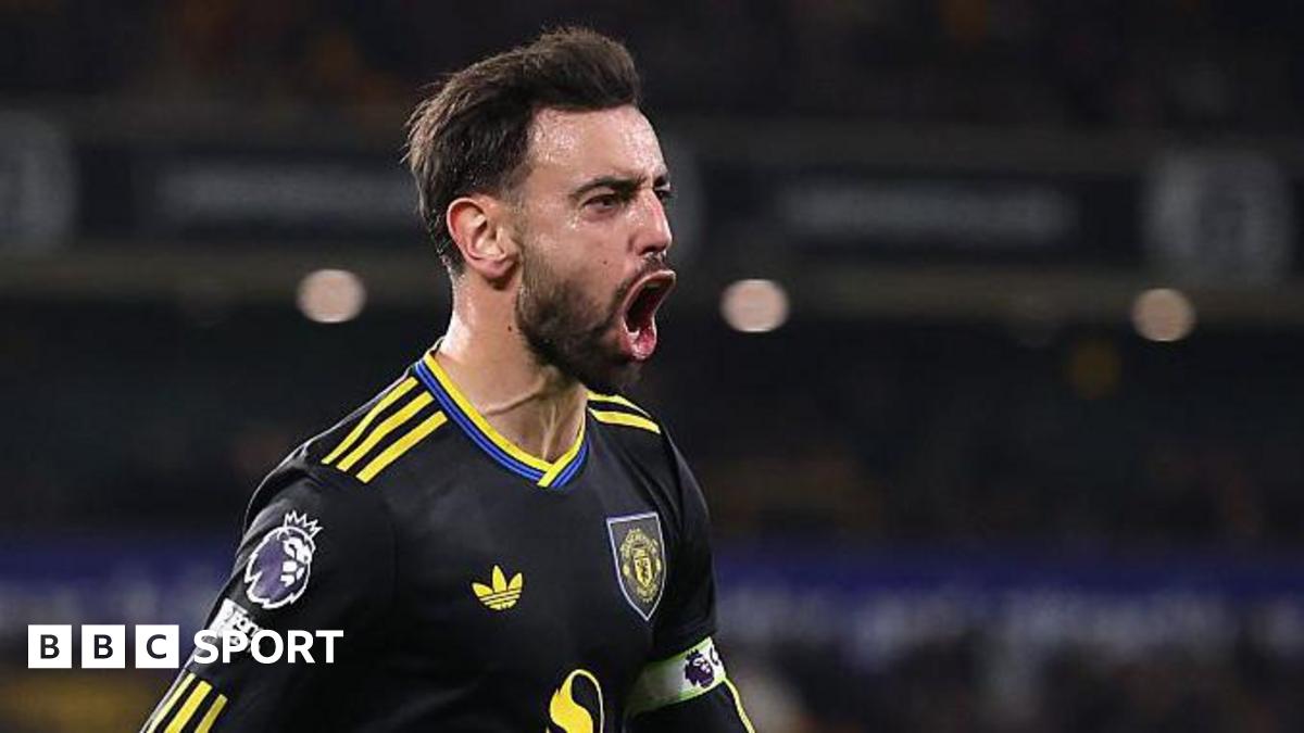 Wolves 1-4 Man Utd: Visitors hit four to inflict eighth straight loss ...