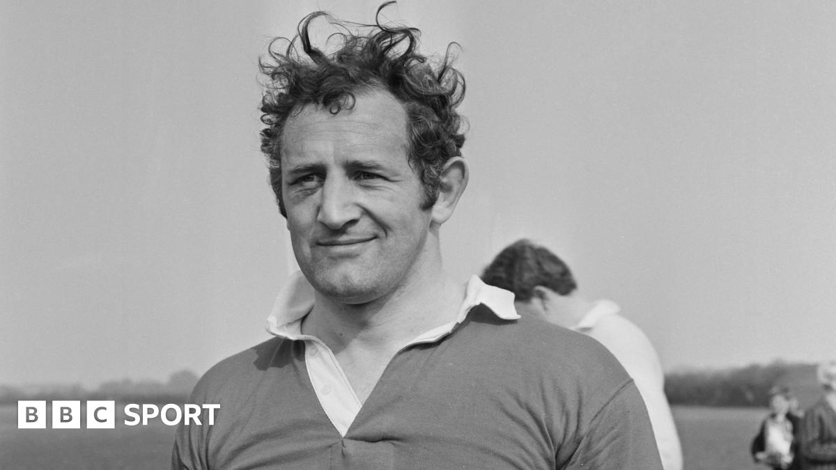 Ray McLoughlin: Former Ireland captain and British and Irish Lion dies ...