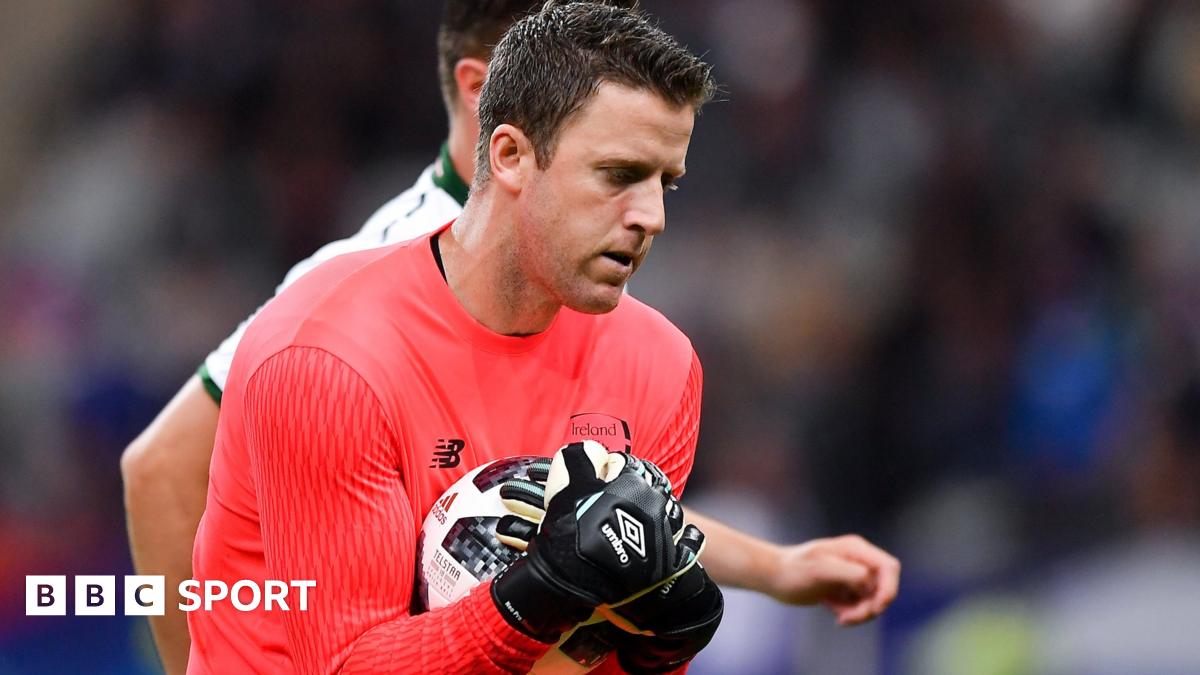 Hearts: Colin Doyle 'happy to be tested' in number one fight - BBC Sport