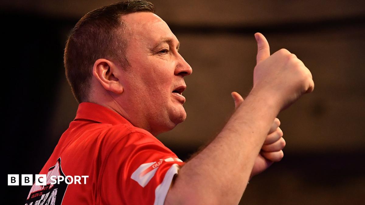 BDO World Darts Championships: Glen Durrant sets up final with Danny ...