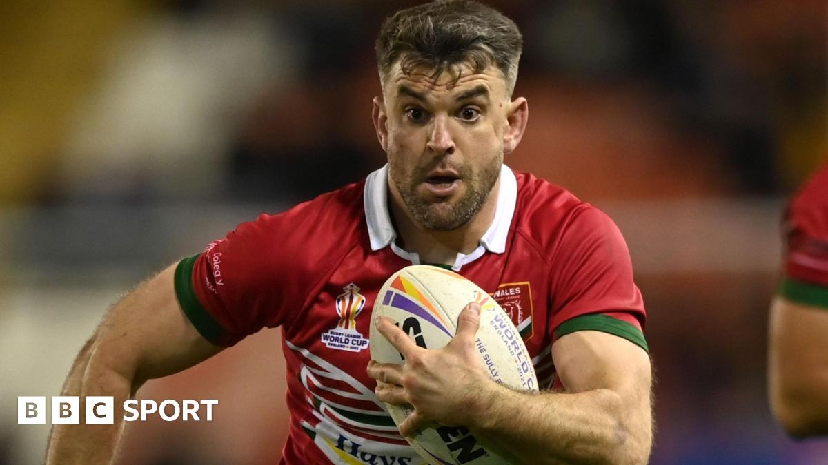 Elliott Kear to lead Wales with teenager Charlie Glover set for debut ...