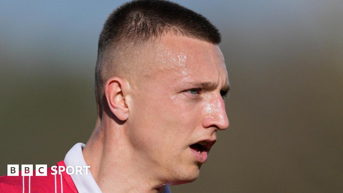 Luke Norris: Tranmere striker agrees new one-year contract - BBC Sport