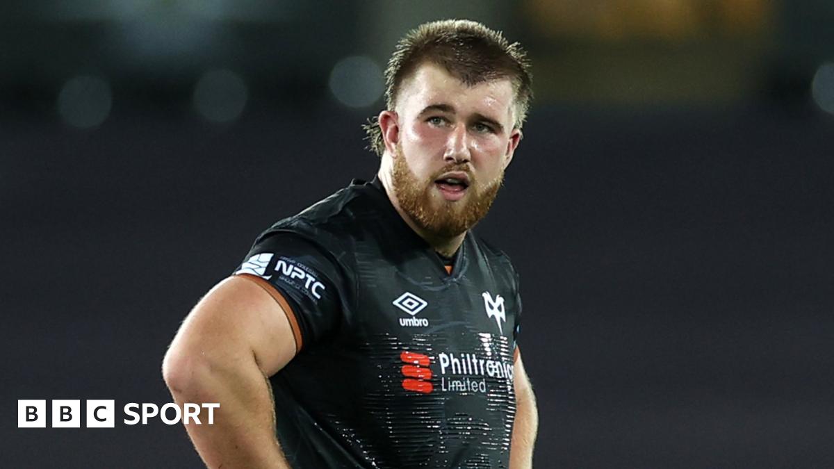 Garyn Phillips: Ospreys prop signs new deal - BBC Sport