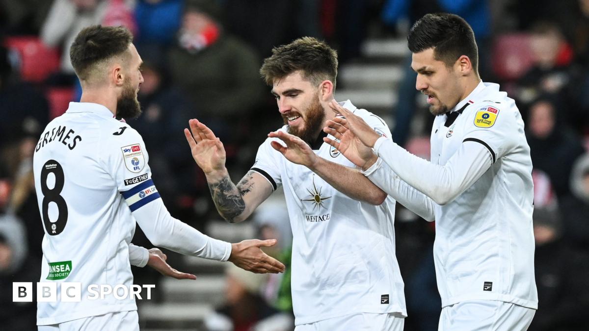 Sunderland 1-3 Swansea City: Piroe, Cullen and Cooper strike after Luke ...