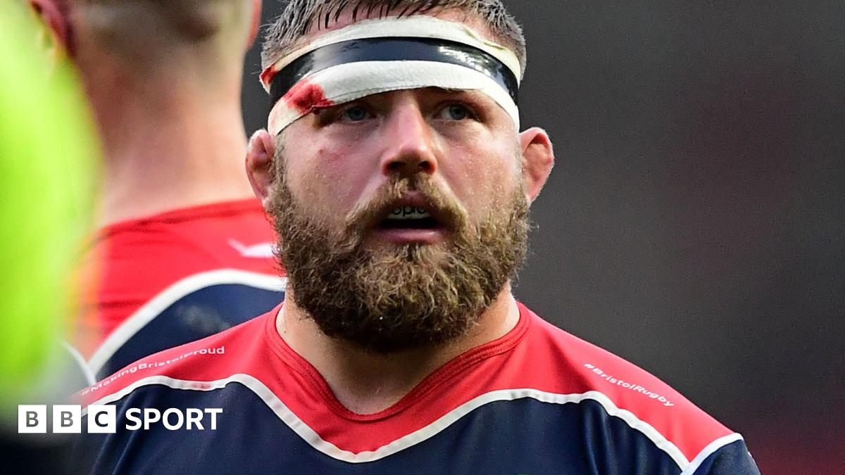Chris Brooker: Bath sign Bristol hooker on loan until the end of the ...