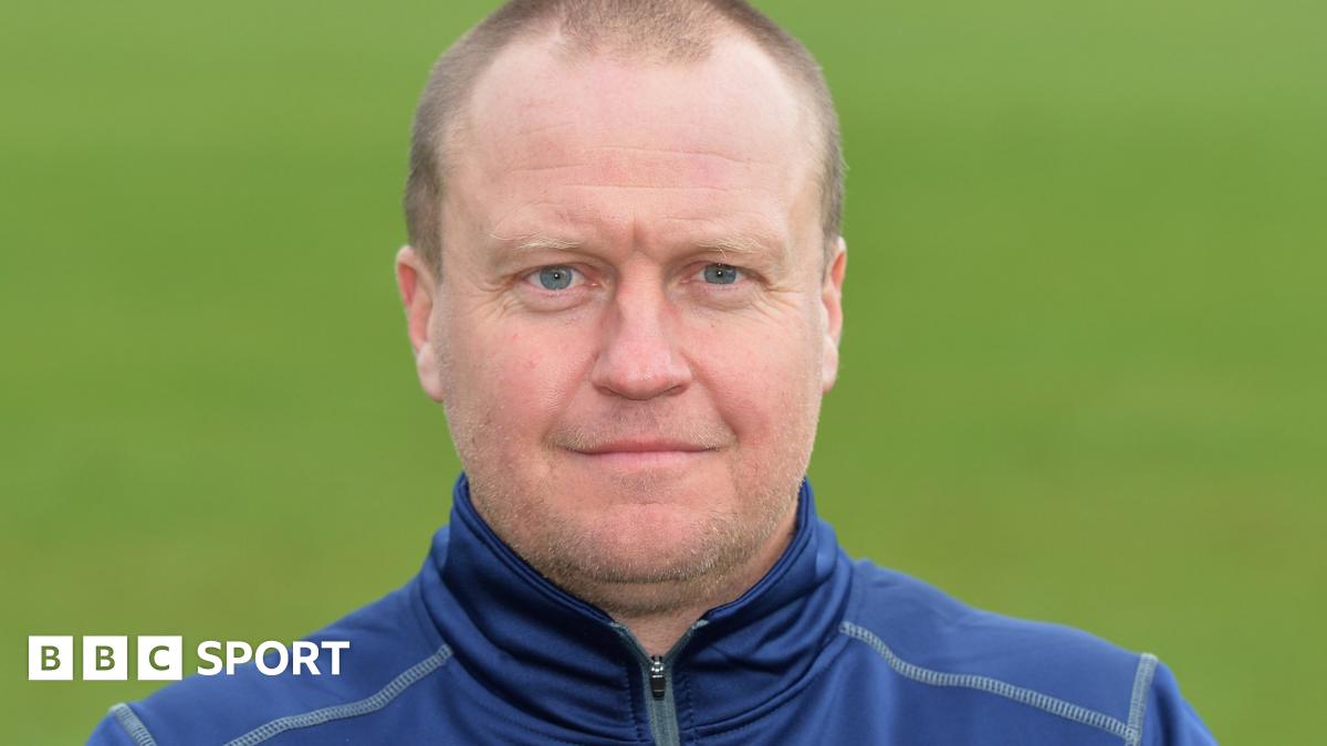 Jon Lewis: Durham head coach leaves after county restructure - BBC Sport