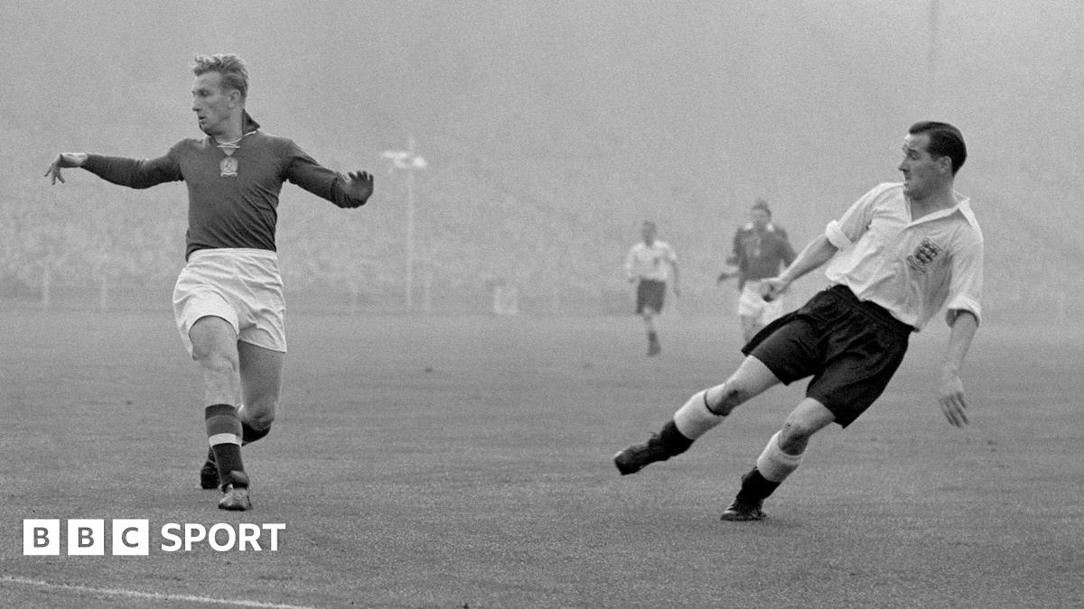 Jackie Sewell: Former England and Notts County striker dies, aged 89 ...