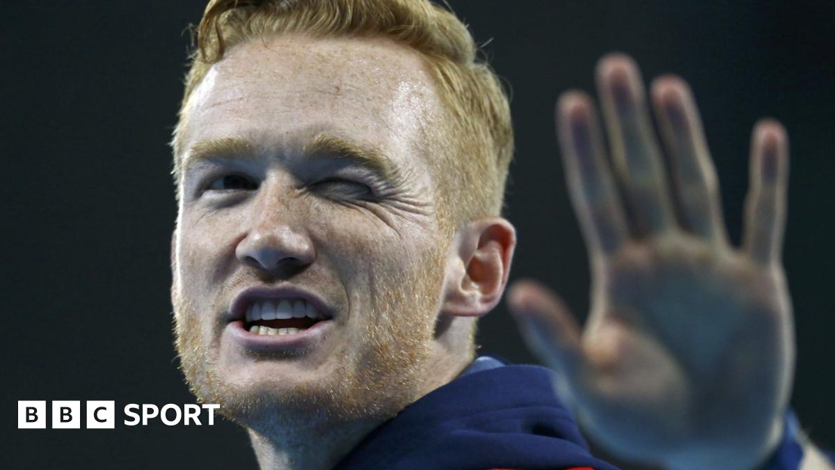 Rio Olympics 2016: Greg Rutherford scrapes into long jump final - BBC Sport