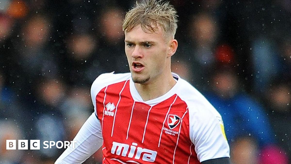Taylor Perry: Cheltenham Town sign Wolverhampton Wanderers midfielder ...