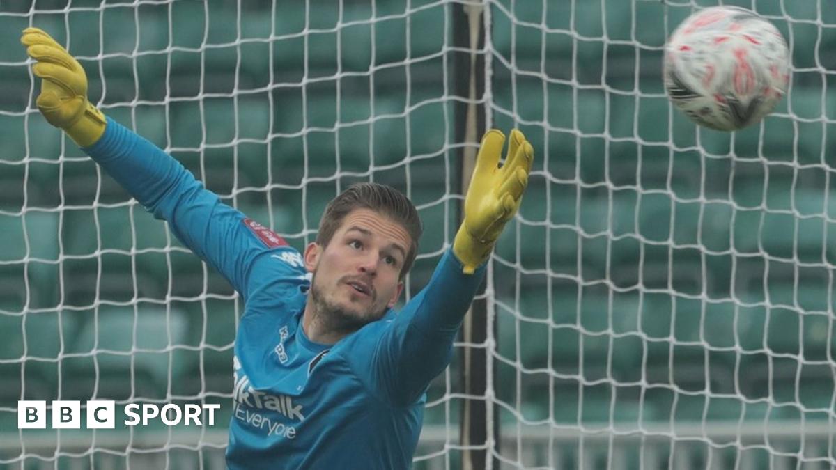 FA Cup: Newport County 3-0 Salford City - 10-man visitors lose in south ...