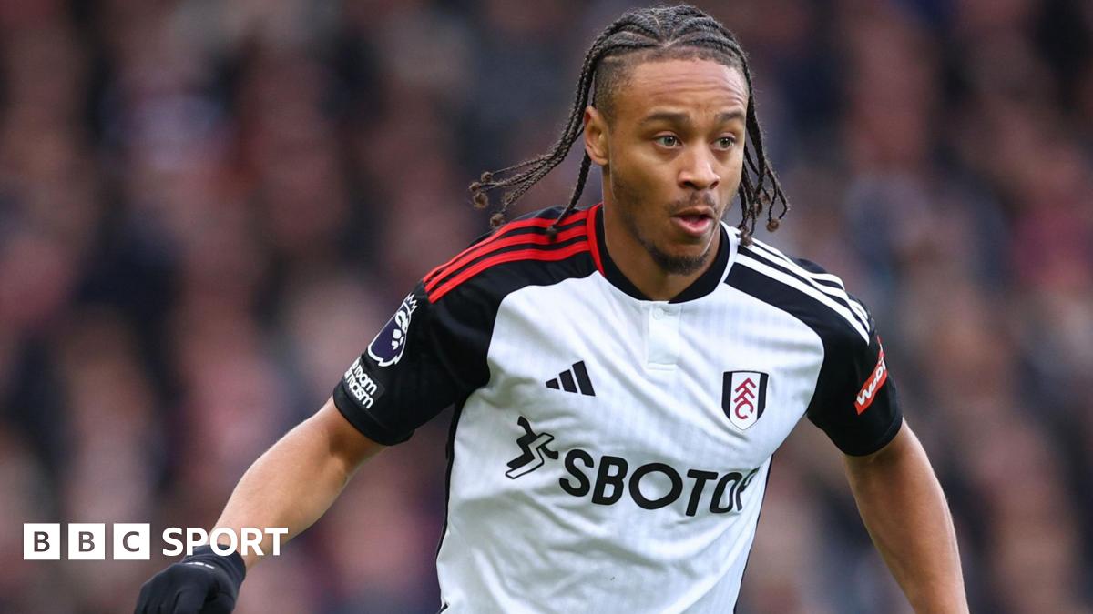 Leicester: Bobby Decordova-Reid joins on free transfer after Fulham ...