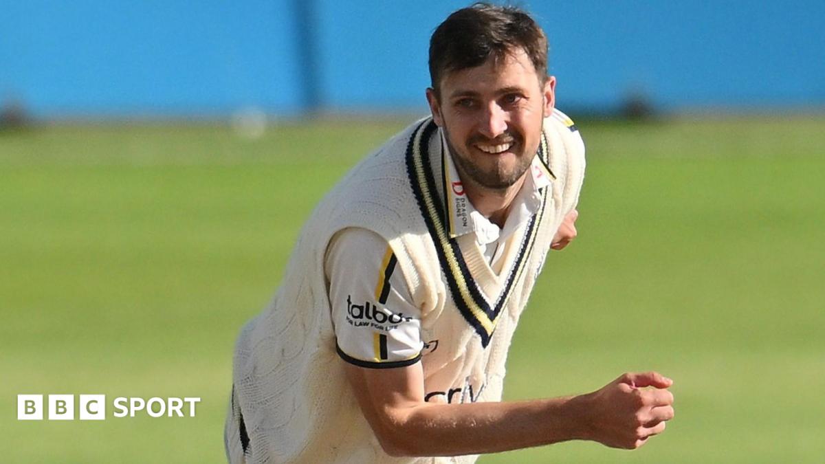 Ed Barnard: Warwickshire all-rounder signs new three-year contract ...