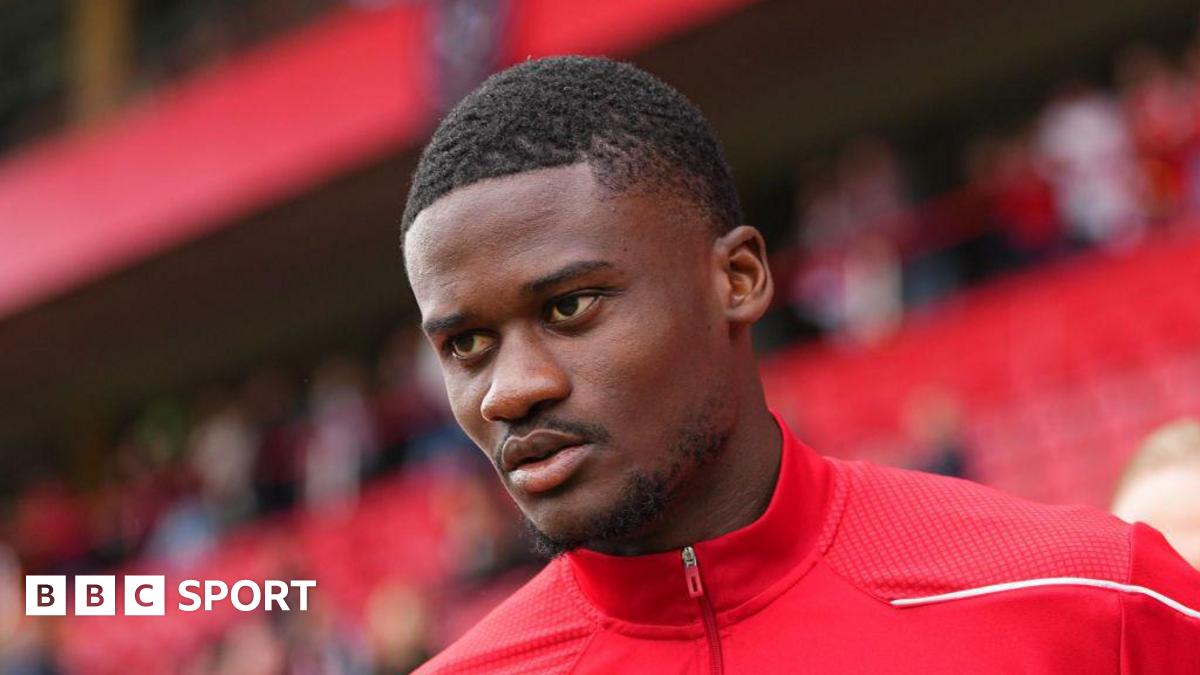 Chris Bedia: Hull City sign forward on loan from Union Berlin - BBC Sport