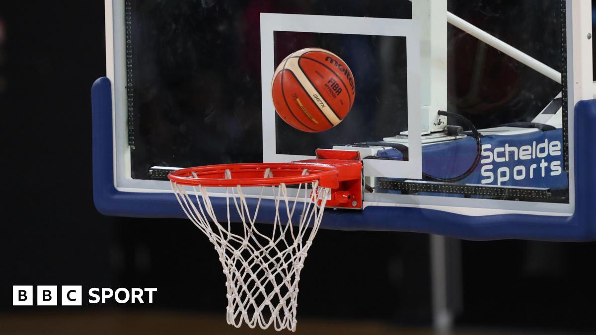BBF awards new licence for men's basketball league - BBC Sport