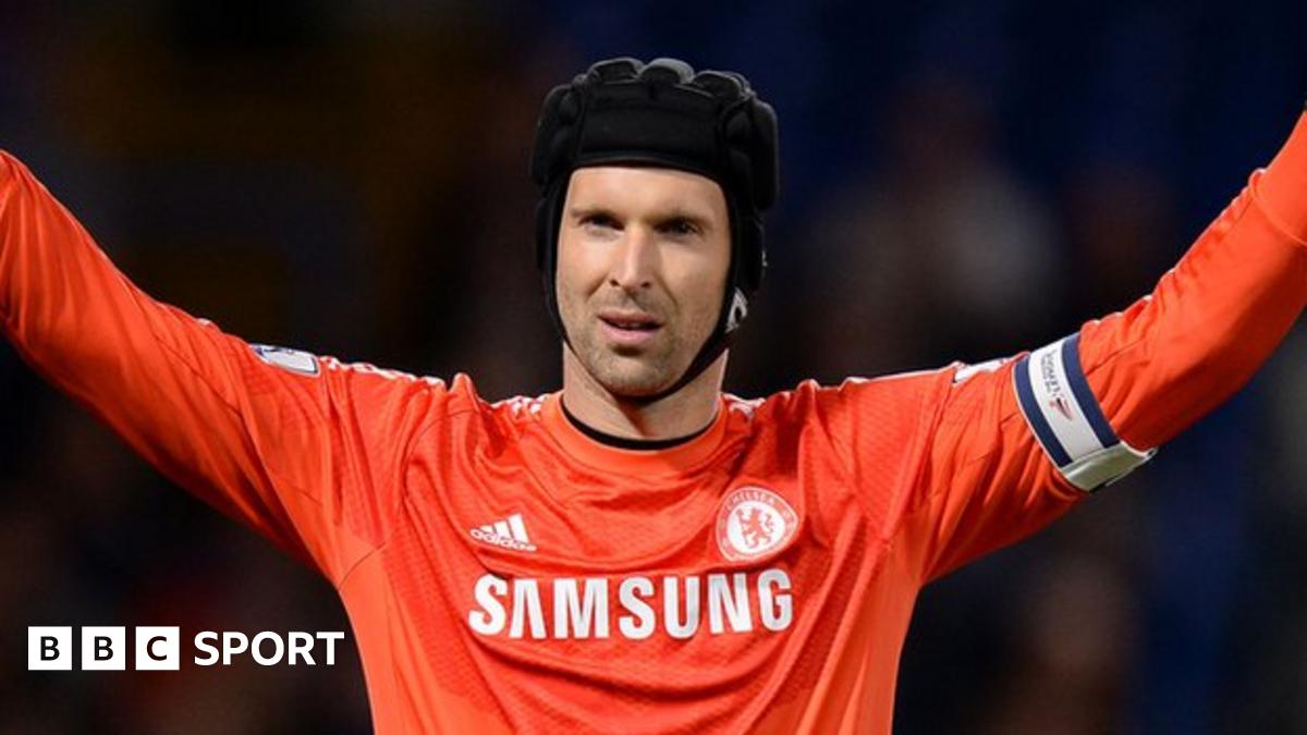 Petr Cech: Arsenal close to signing Chelsea goalkeeper - BBC Sport