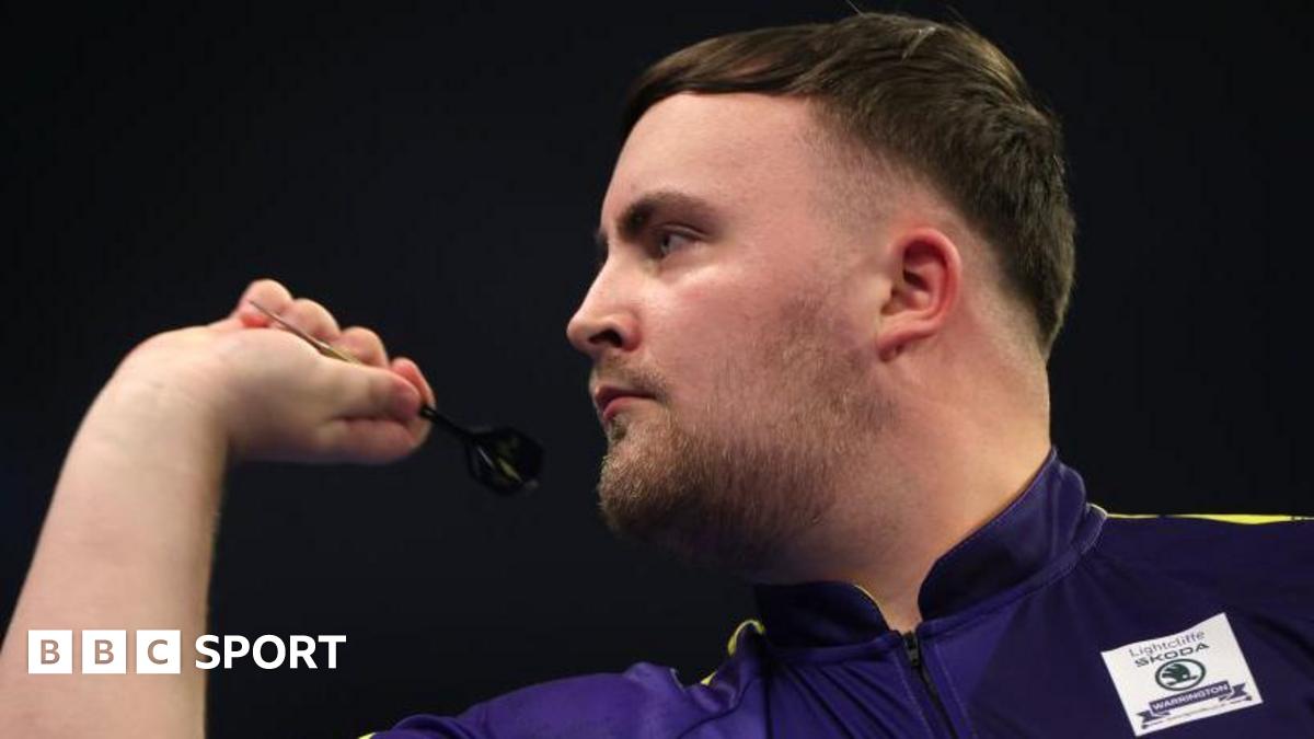 Luke Littler: Teenage darts star reaches Grand Slam of Darts semi-final - BBC Sport