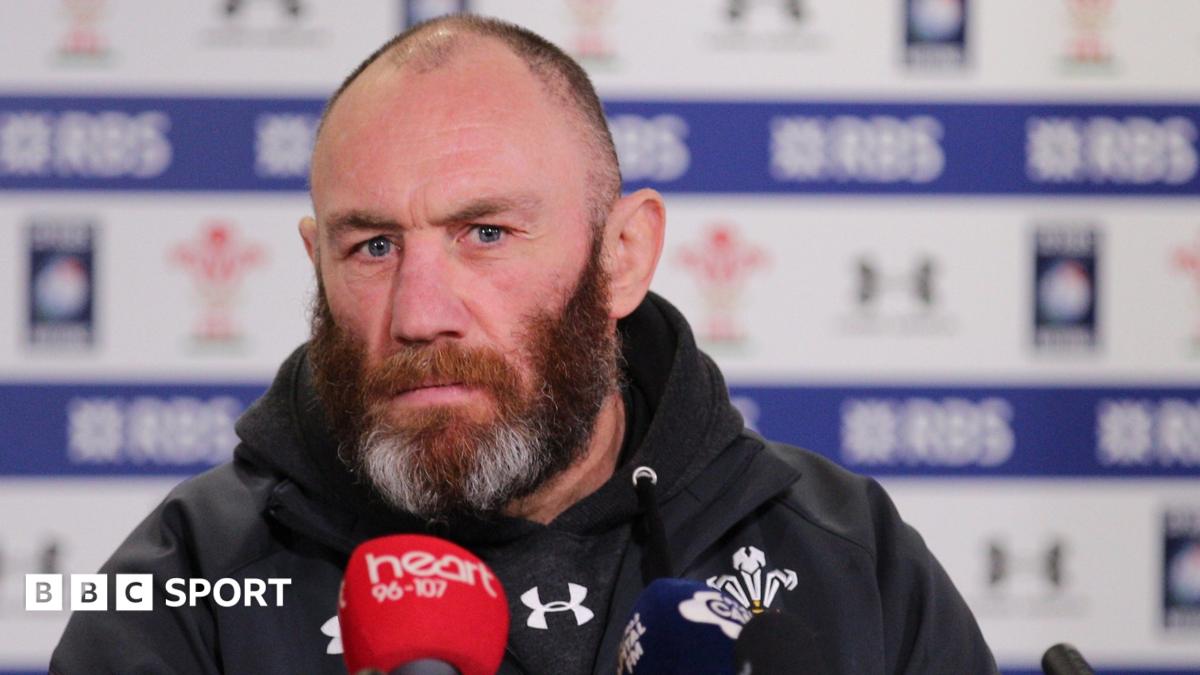 Robin McBryde confirmed as Wales coach for 2017 summer tour - BBC Sport