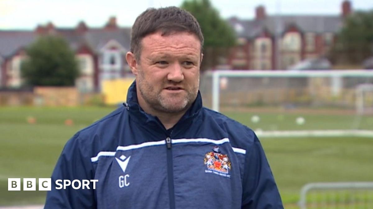 Europa League preliminary round: NSÍ Runavík 5-1 Barry Town United ...