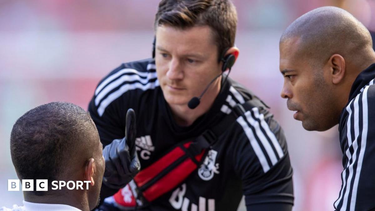 Concussion in sport: Free app set for government-backed trial - BBC Sport