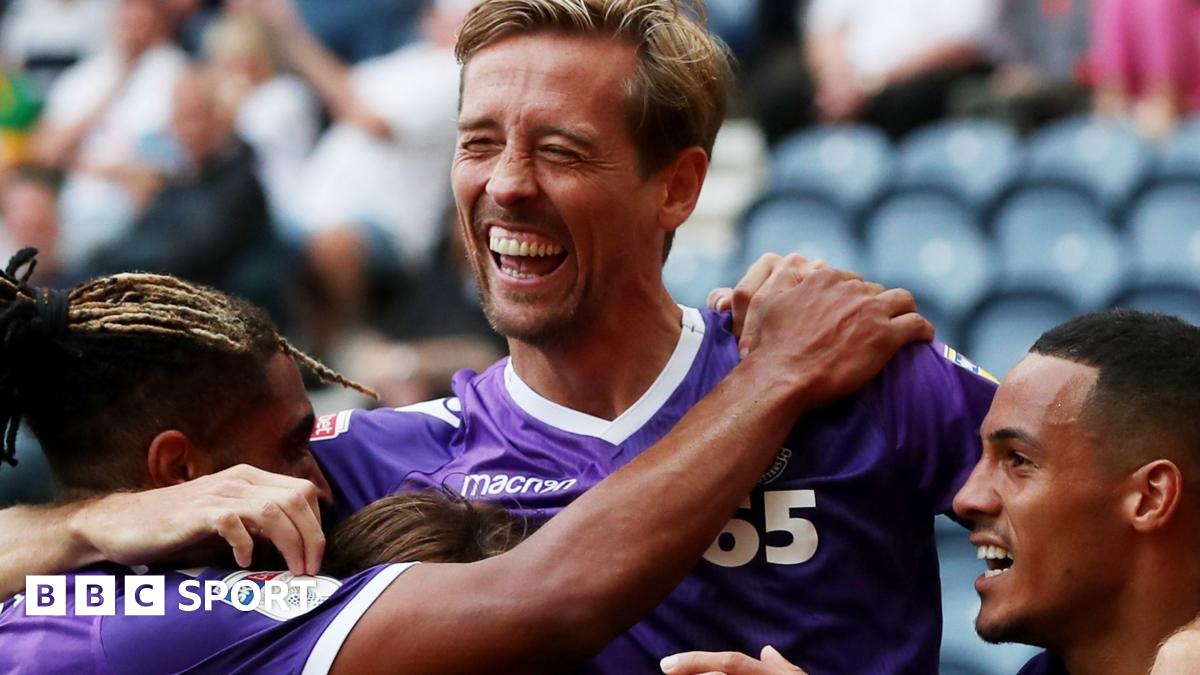 Preston North End 2-2 Stoke City: Peter Crouch salvages draw for ...